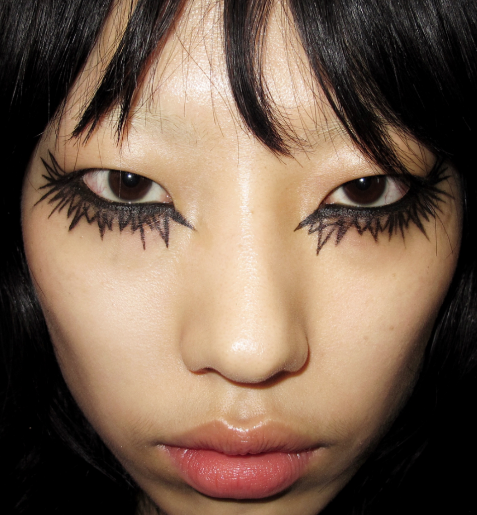 Barefaced With a Pop of Color: Meet the PFW Make-Up Look That Will Rule ...