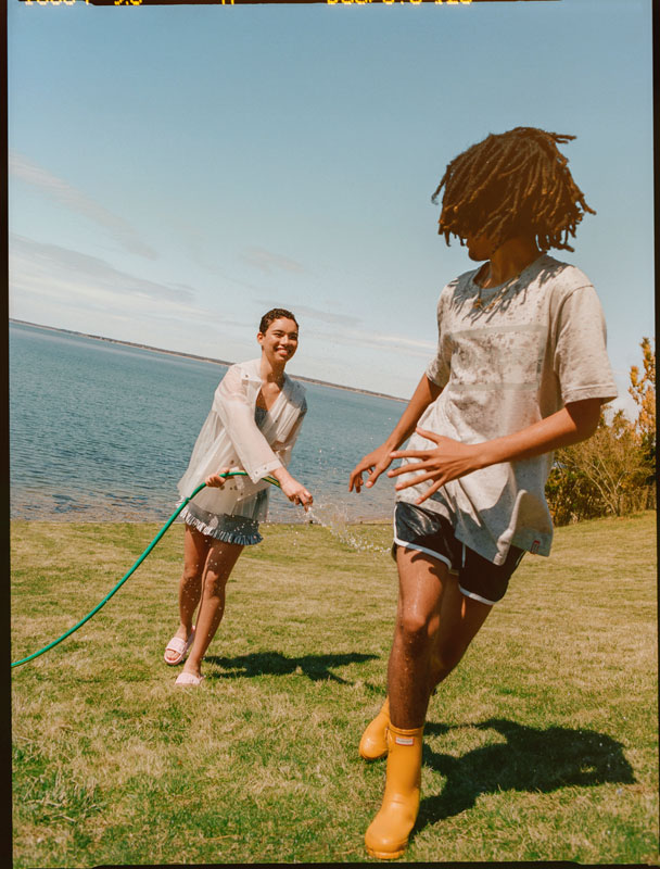 Hunter Celebrates Its ‘Festival of Summer’ Campaign with 5 Creatives