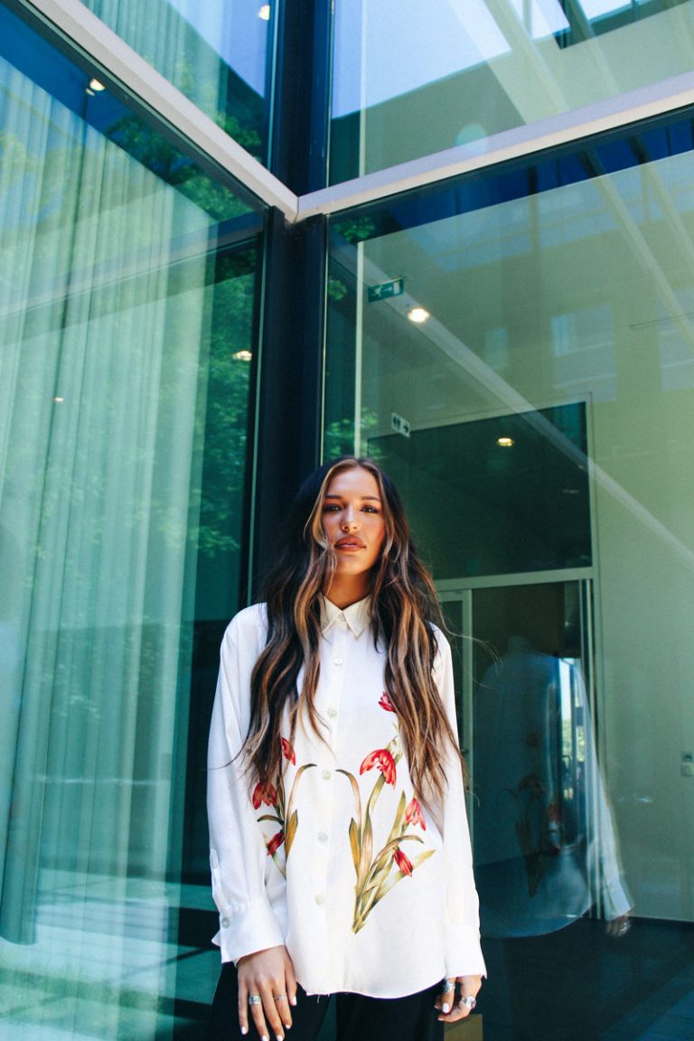 Lennon Stella Gives Us Details About Her Upcoming Debut Album