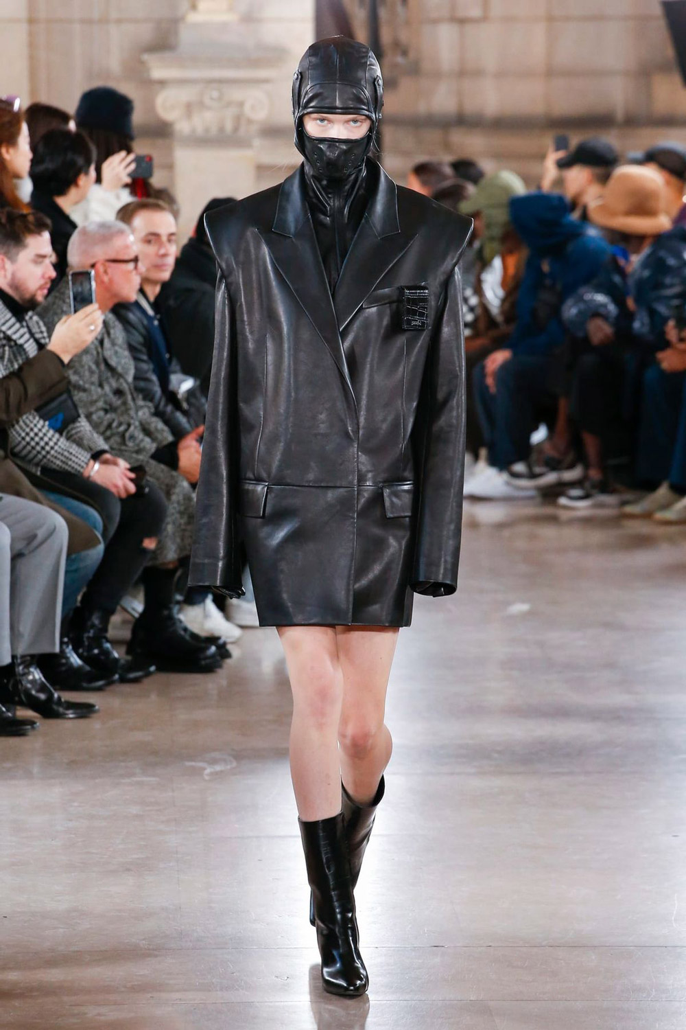 9 Looks That Will Inspire You to Wear a Mask