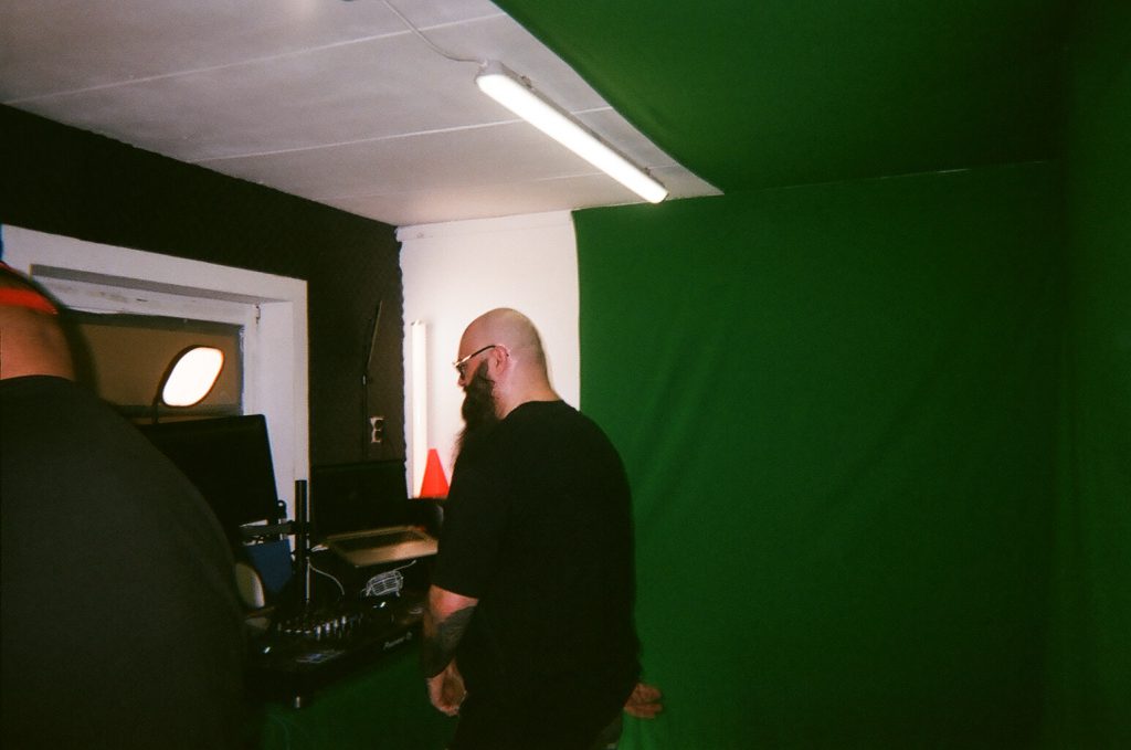 Manie Mania : Meet the Dutch DJ Redefining Club-Culture Mid-Quarantine