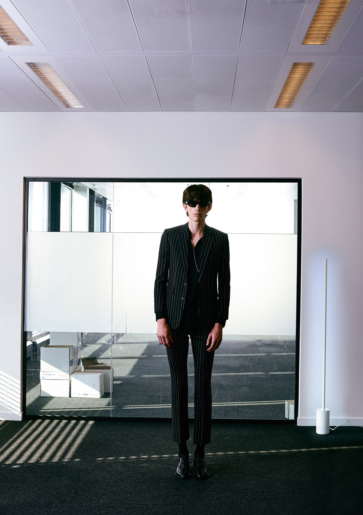 EDITORIAL: JVR 162/1 - Antwerp through Léon Stynen's Office View